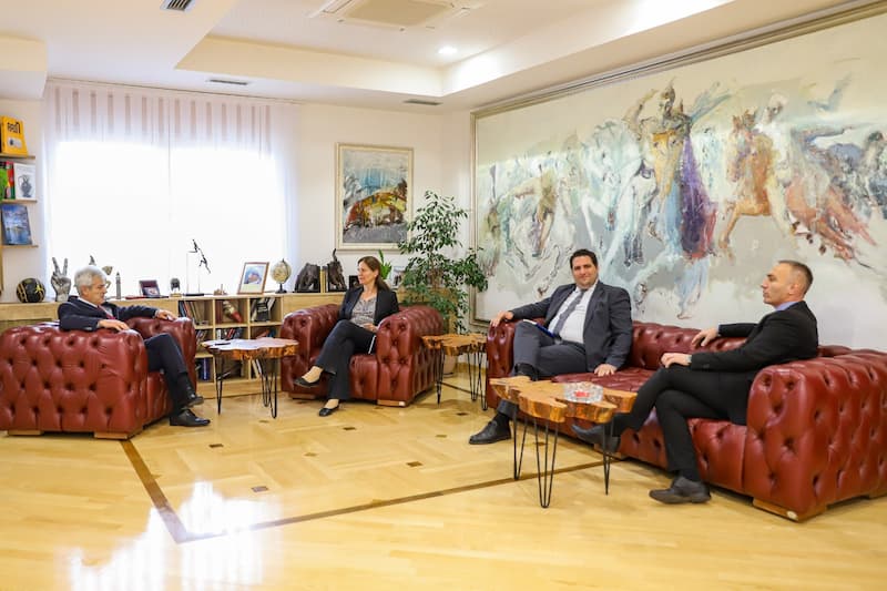 Ахмети оствари средба со грчката амбасадорка Софија Филипиду Канал 5