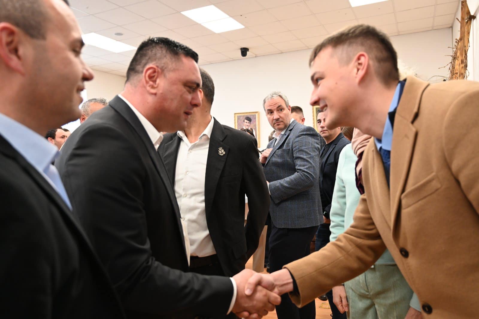 Јанчев приреди коктел прием по повод Свети Трифун - Канал 5